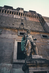 Engelsburg - Berühmte Festung am Tiber in Rom